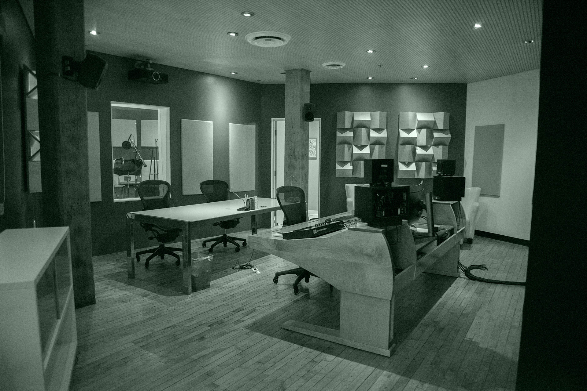 Audio Post Production Studio - Noisefloor Sound Solutions